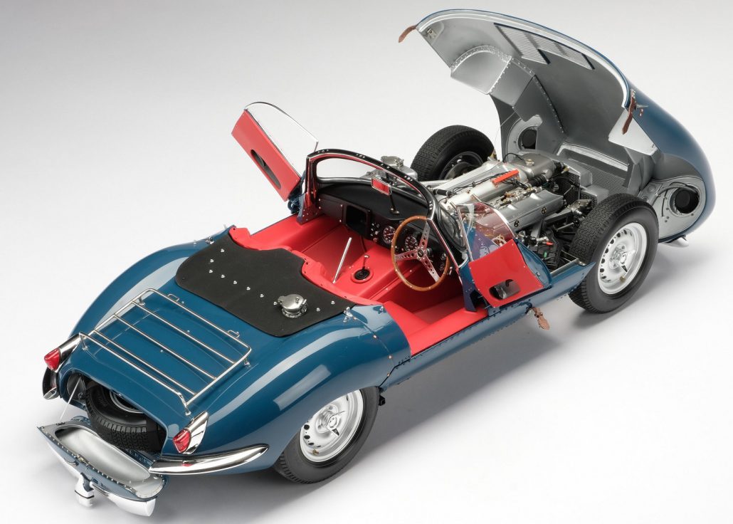 Collector Studio - Fine Automotive Memorabilia - 1/8 1957 Jaguar XKSS