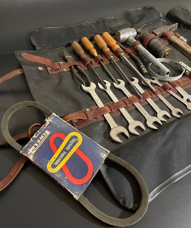 Collector Studio - Fine Automotive Memorabilia - 1959-1964 Ferrari 250 GT tool set - SWB, Lusso ...