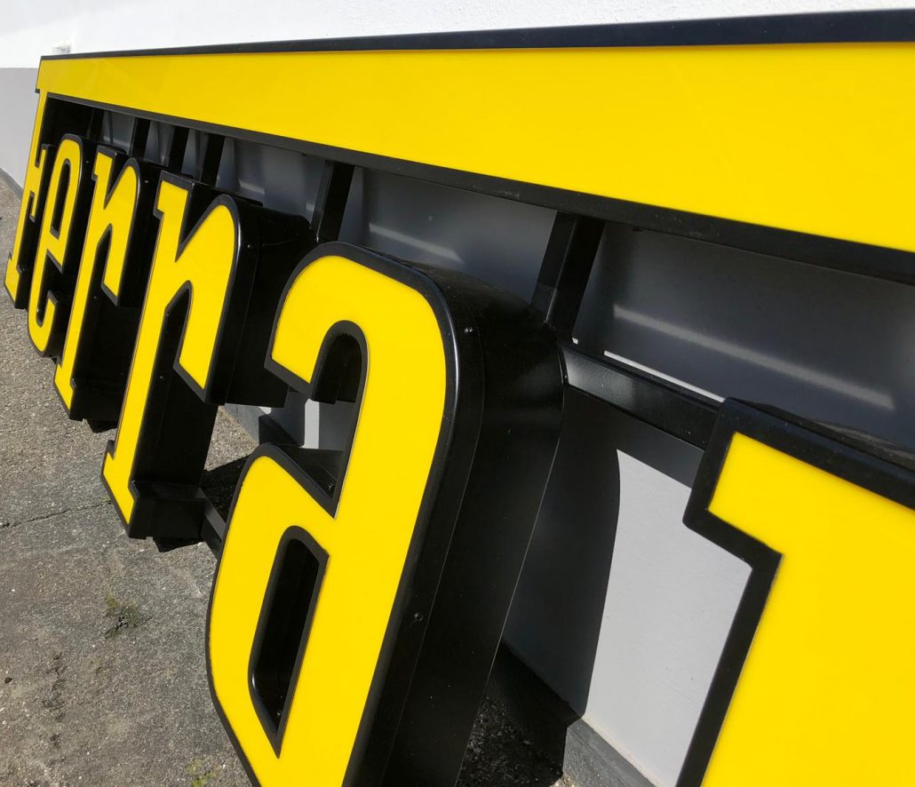 Collector Studio - Fine Automotive Memorabilia - 1990s FERRARI script ...