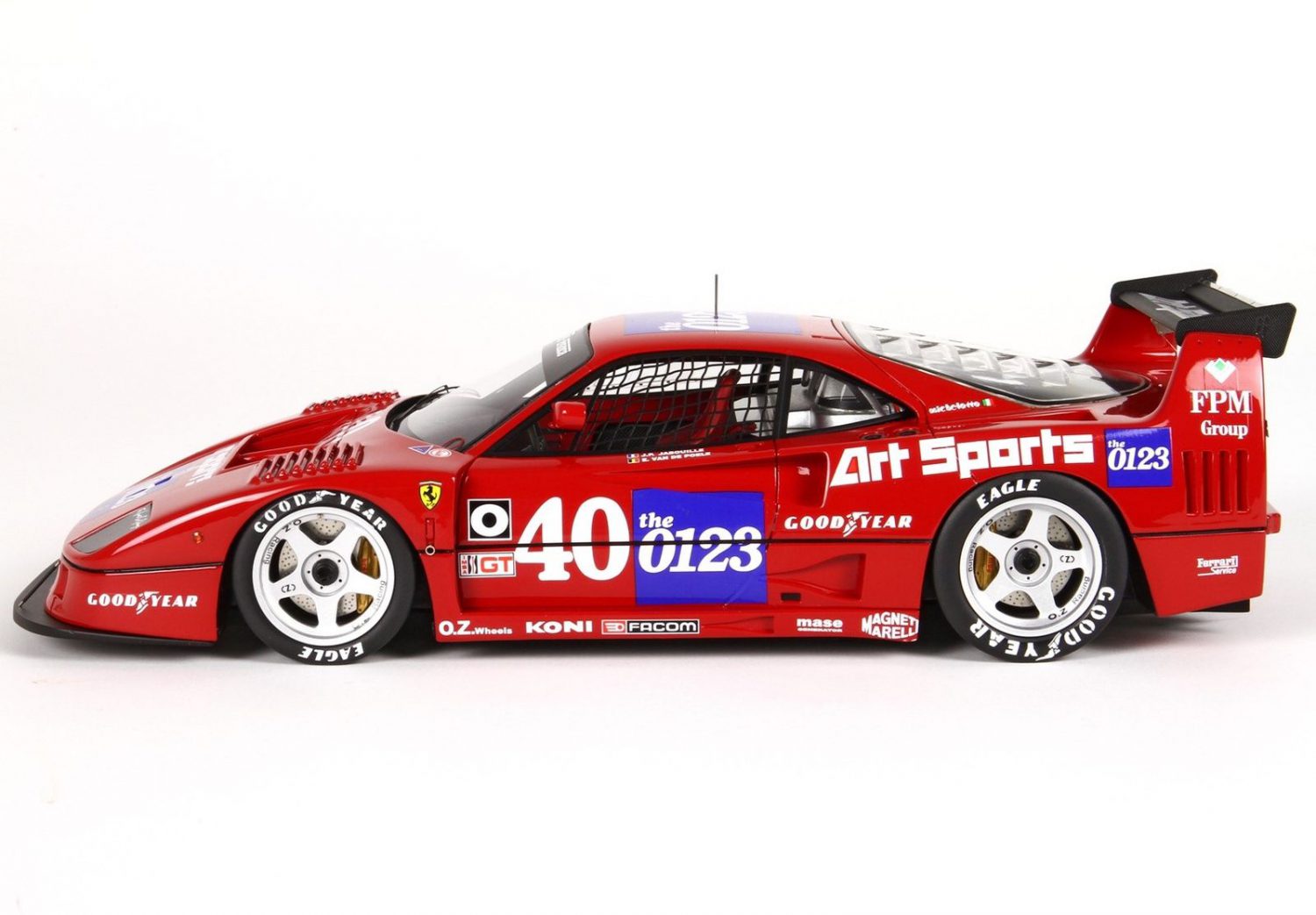 Collector Studio - Fine Automotive Memorabilia - 1/18 1990 Ferrari F40 ...