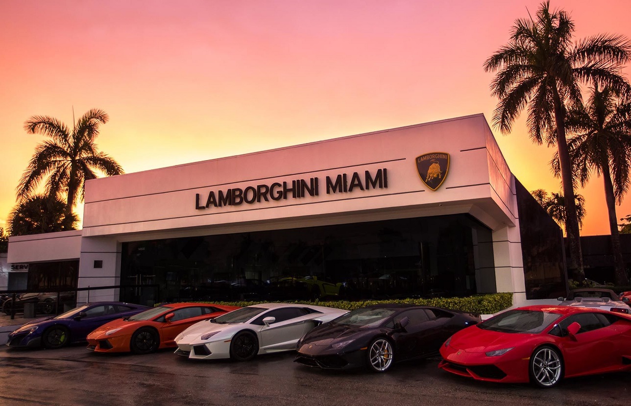 Collector Studio - Fine Automotive Memorabilia - 1990s Lamborghini ...