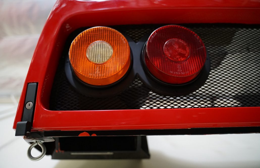 Collector Studio - Fine Automotive Memorabilia - 1987-1992 Ferrari F40 ...