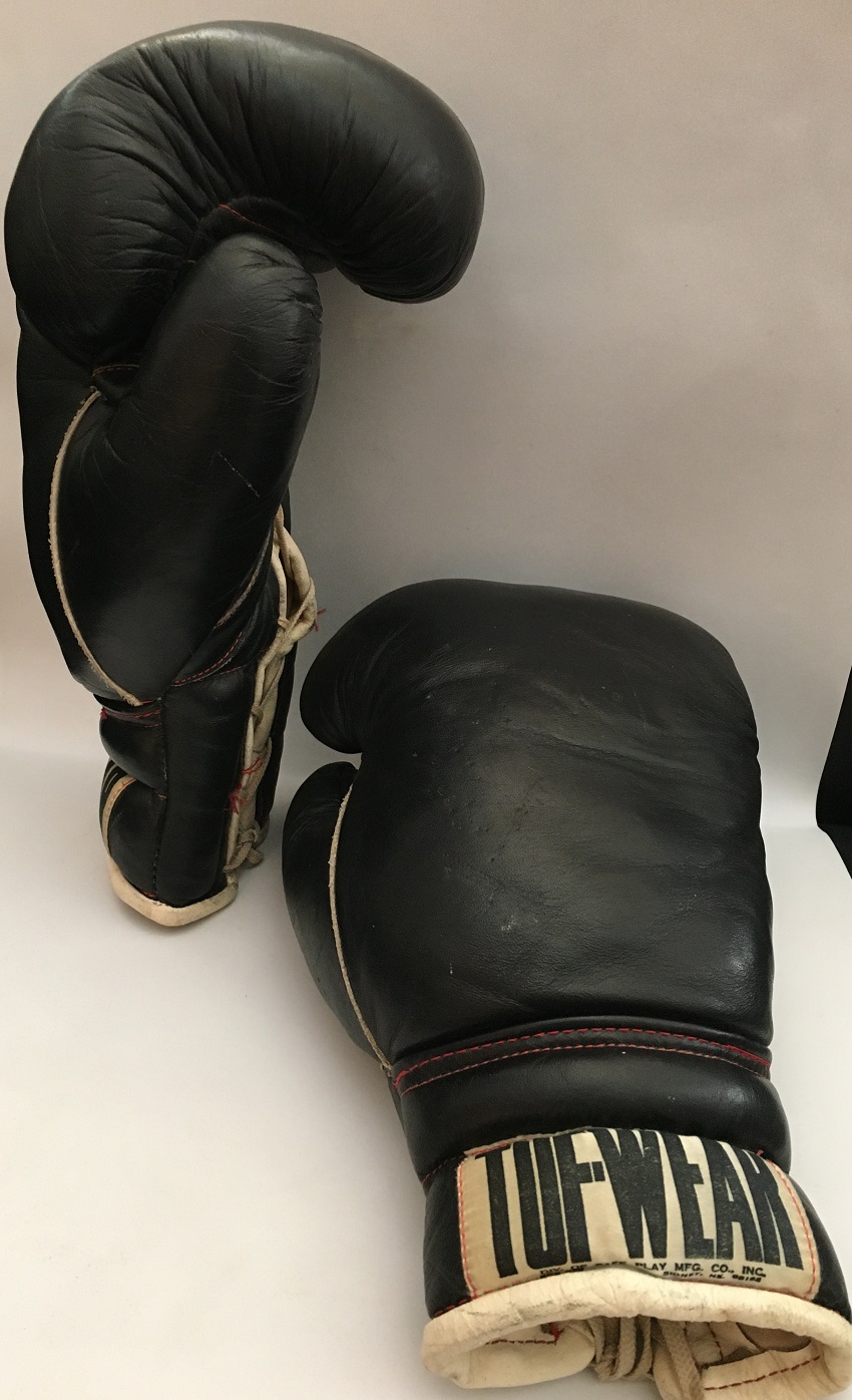 Collector Studio - Fine Automotive Memorabilia - 1974 Muhammad Ali ...